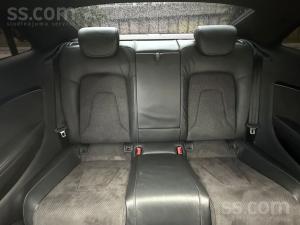 White Audi A5 2013 in Riga, with an engine capacity of 2.00 L and mileage of 200 thousand km for 15000 €, photo 12 on AUTOMOTO.COM.LV