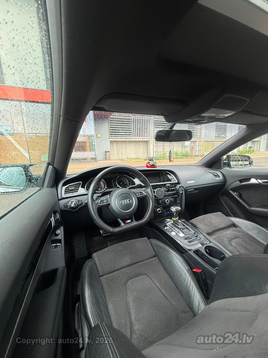 Balts Audi A5 2013 Rīga, ar dzinēja tilpumu 0.00 L un nobraukumu 200 tūkst. km par 15000 €, foto 6 vietnē AUTOMOTO.COM.LV