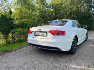 Balts Audi A5 2016 Cēsis, ar dzinēja tilpumu 2.00 L un nobraukumu 251 tūkst. km par 12000 €, foto 1 vietnē AUTOMOTO.COM.LV