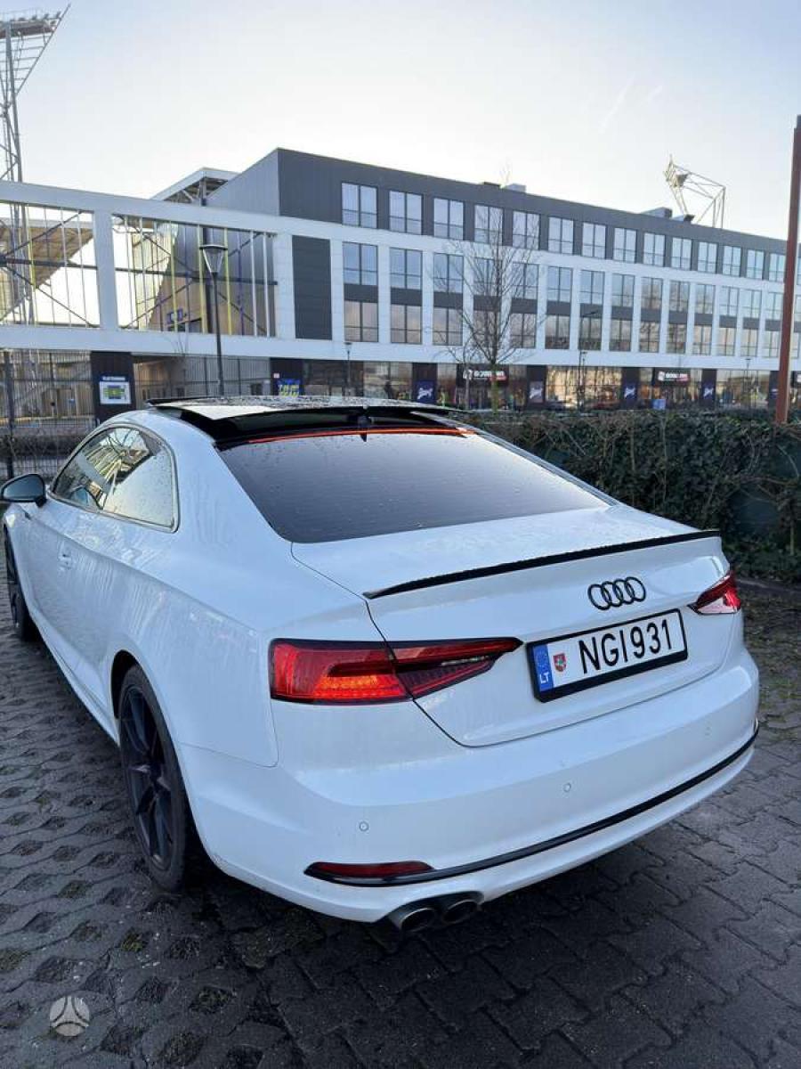 White Audi A5 2017 in Vilnius, with an engine capacity of 1.97 L and mileage of 207 thousand km for 16500 €, photo 10 on AUTOMOTO.COM.LV