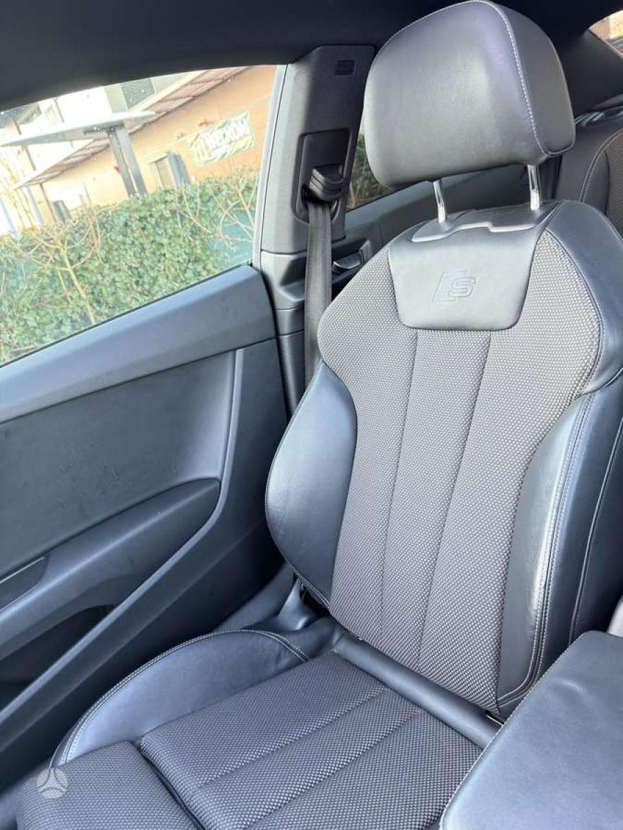 White Audi A5 2017 in Vilnius, with an engine capacity of 1.97 L and mileage of 207 thousand km for 16500 €, photo 19 on AUTOMOTO.COM.LV
