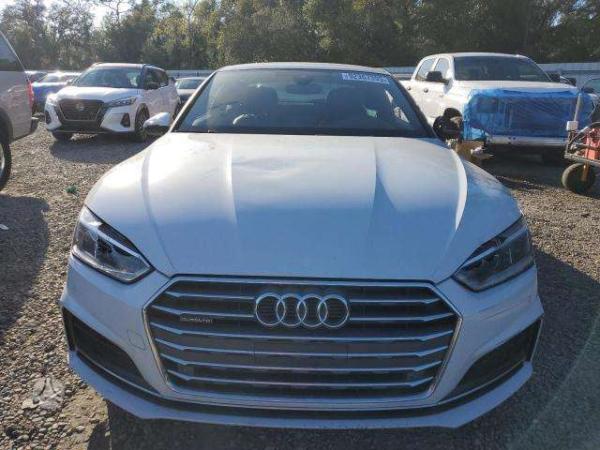 White Audi A5 2018 in Vilnius, with an engine capacity of 1.98 L and mileage of 133 thousand km for 11990 €, photo 5 on AUTOMOTO.COM.LV
