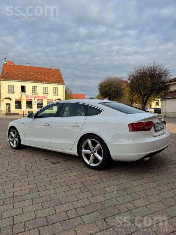 Balts Audi A5 2010 Bauska, ar dzinēja tilpumu 2.70 L un nobraukumu 0 tūkst. km par 5295 €, foto 4 vietnē AUTOMOTO.COM.LV