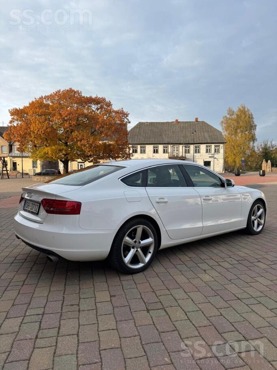Balts Audi A5 2010 Bauska, ar dzinēja tilpumu 2.70 L un nobraukumu 0 tūkst. km par 5295 €, foto 5 vietnē AUTOMOTO.COM.LV