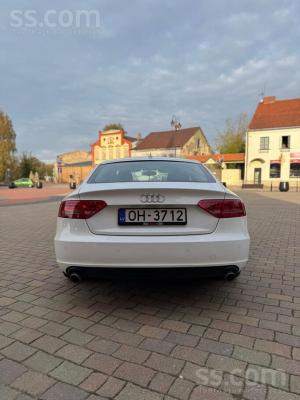Balts Audi A5 2010 Bauska, ar dzinēja tilpumu 2.70 L un nobraukumu 0 tūkst. km par 5295 €, foto 6 vietnē AUTOMOTO.COM.LV