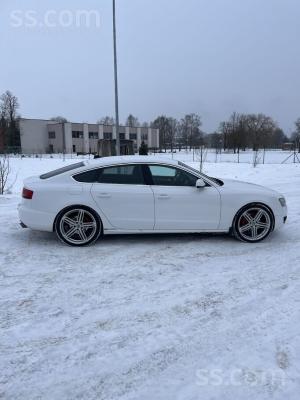 Balts Audi A5 2010 Jelgava, ar dzinēja tilpumu 2.00 L un nobraukumu 250 tūkst. km par 6500 €, foto 5 vietnē AUTOMOTO.COM.LV