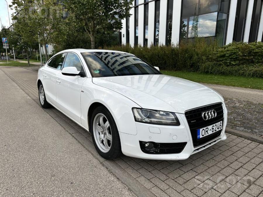 White Audi A5 2010 in Riga, with an engine capacity of 3.00 L and mileage of 298 thousand km for 7300 €, photo 4 on AUTOMOTO.COM.LV