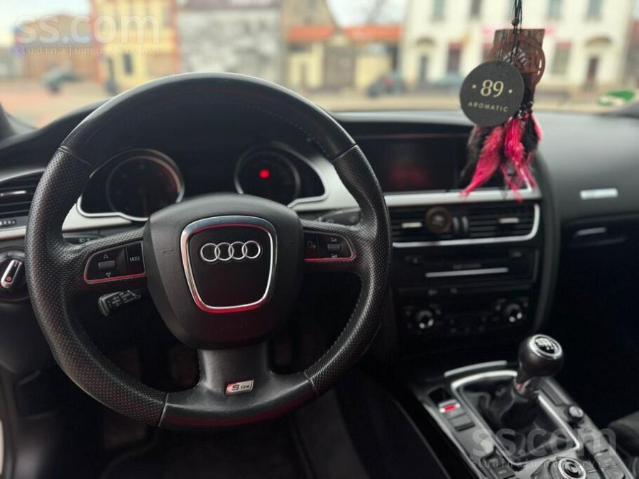Balts Audi A5 2010 Bauska, ar dzinēja tilpumu 2.70 L un nobraukumu 288 tūkst. km par 5700 €, foto 14 vietnē AUTOMOTO.COM.LV