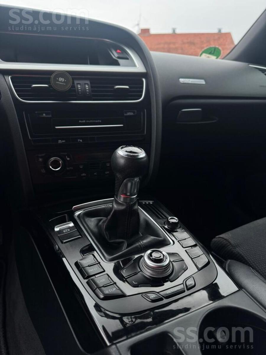 Balts Audi A5 2010 Bauska, ar dzinēja tilpumu 2.70 L un nobraukumu 288 tūkst. km par 5700 €, foto 15 vietnē AUTOMOTO.COM.LV