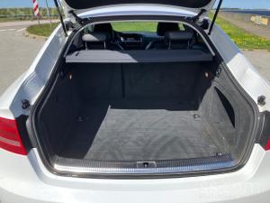 White Audi A5 2011 in Riga, with an engine capacity of 1.80 L and mileage of 353 thousand km for 7900 €, photo 6 on AUTOMOTO.COM.LV
