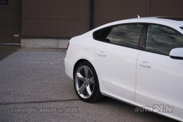 White Audi A5 2011 in Tallinn, with an engine capacity of 3.00 L and mileage of 235 thousand km for 11000 €, photo 3 on AUTOMOTO.COM.LV