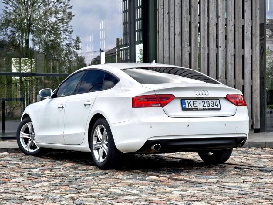 White Audi A5 2012 in Riga, with an engine capacity of 3.00 L and mileage of 270 thousand km for 9900 €, photo 5 on AUTOMOTO.COM.LV