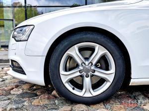 White Audi A5 2012 in Riga, with an engine capacity of 3.00 L and mileage of 270 thousand km for 9900 €, photo 11 on AUTOMOTO.COM.LV