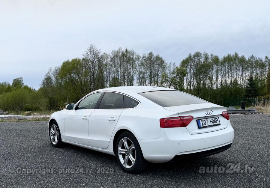 Balts Audi A5 2012 Tartu, ar dzinēja tilpumu 2.00 L un nobraukumu 299 tūkst. km par 6900 €, foto 6 vietnē AUTOMOTO.COM.LV
