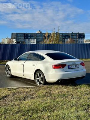 White Audi A5 2012 in Riga, with an engine capacity of 2.00 L and mileage of 108 thousand km for 13200 €, photo 8 on AUTOMOTO.COM.LV