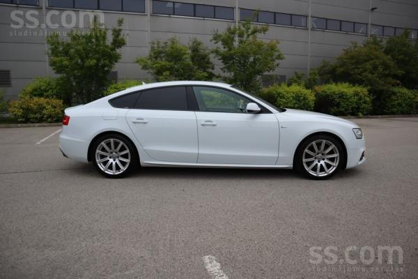Balts Audi A5 2012 Rīga, ar dzinēja tilpumu 3.00 L un nobraukumu 268 tūkst. km par 11990 €, foto 4 vietnē AUTOMOTO.COM.LV