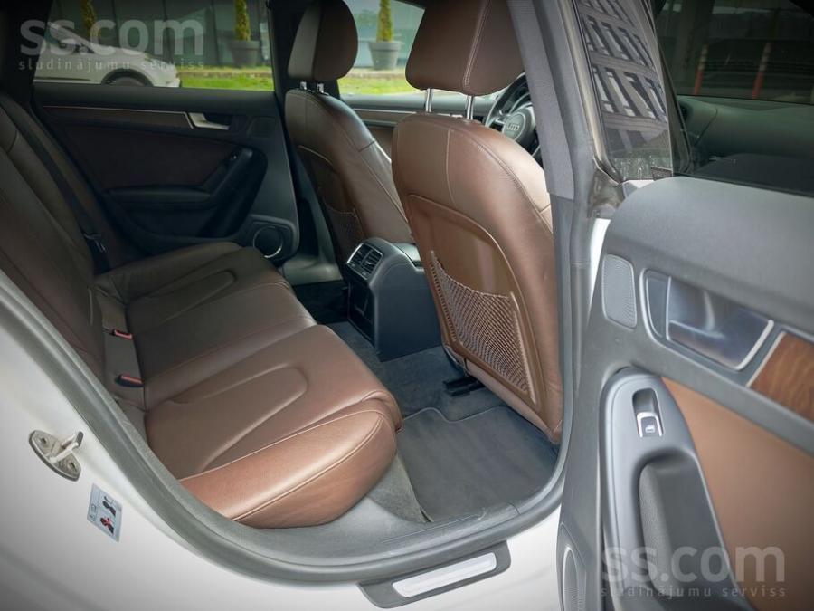 White Audi A5 2012 in Riga, with an engine capacity of 3.00 L and mileage of 270 thousand km for 9900 €, photo 22 on AUTOMOTO.COM.LV