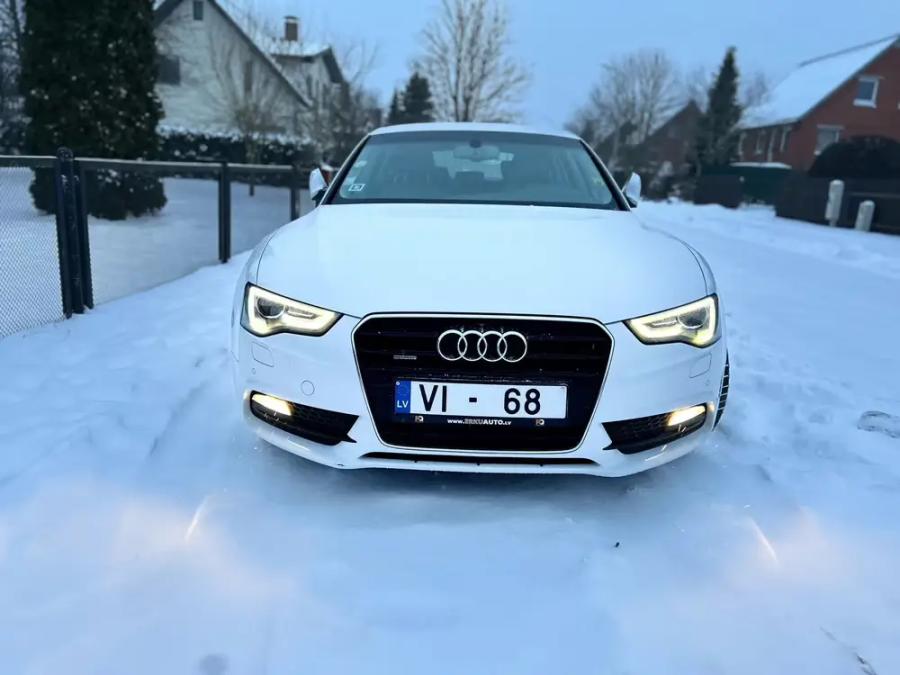 White Audi A5 2012 in Grobiņa, with an engine capacity of 3.00 L and mileage of 284 thousand km for 11500 €, photo 4 on AUTOMOTO.COM.LV