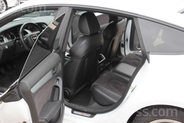 Ауди А5 2012 в Тукумс на AUTOMOTO.COM.LV Белый Ауди А5 2012 в Тукумс, объемом двигателя 2.00 л и пробегом 360 тыс. км за 6900 €, фото 8 на AUTOMOTO.COM.LV