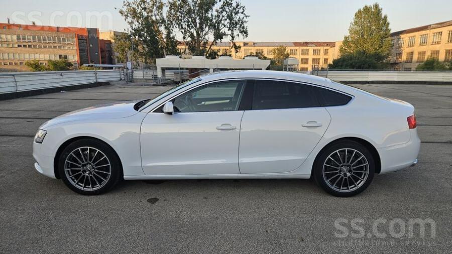 White Audi A5 2013 in Riga, with an engine capacity of 3.00 L and mileage of 144 thousand km for 14750 €, photo 7 on AUTOMOTO.COM.LV