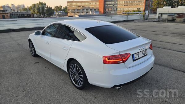 White Audi A5 2013 in Riga, with an engine capacity of 3.00 L and mileage of 144 thousand km for 14750 €, photo 7 on AUTOMOTO.COM.LV