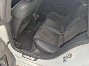 White Audi A5 2014 in Siauliai, with an engine capacity of 3.00 L and mileage of 245 thousand km for 9950 €, photo 13 on AUTOMOTO.COM.LV