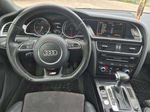 White Audi A5 2014 in Siauliai, with an engine capacity of 3.00 L and mileage of 245 thousand km for 9950 €, photo 15 on AUTOMOTO.COM.LV