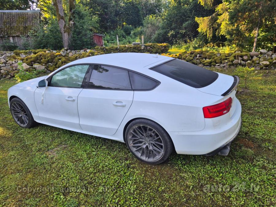 White Audi A5 2014 in Tallinn, with an engine capacity of 3.00 L and mileage of 154 thousand km for 19999 €, photo 5 on AUTOMOTO.COM.LV