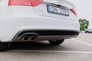 Balts Audi A5 2015 Rīga, ar dzinēja tilpumu 2.00 L un nobraukumu 162 tūkst. km par 11900 €, foto 12 vietnē AUTOMOTO.COM.LV