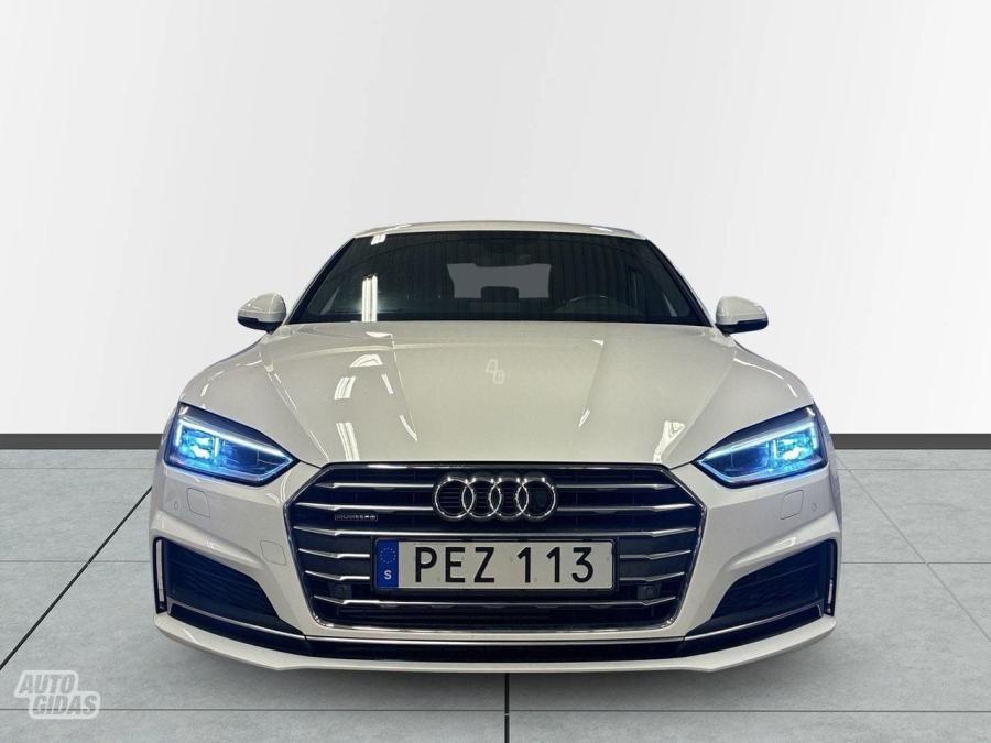 White Audi A5 2017 in Kaunas, with an engine capacity of 0.00 L and mileage of 93 thousand km for 29317 €, photo 2 on AUTOMOTO.COM.LV