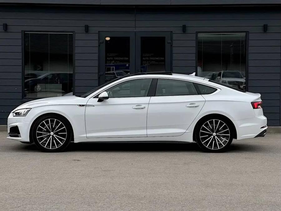 White Audi A5 2017 in Jelgava, with an engine capacity of 2.00 L and mileage of 199 thousand km for 20700 €, photo 6 on AUTOMOTO.COM.LV