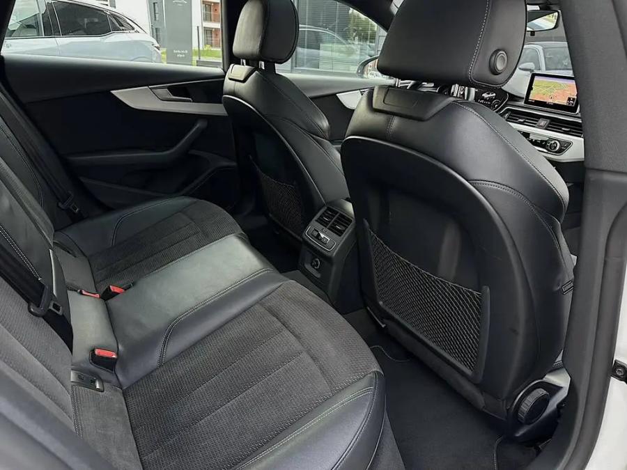 White Audi A5 2017 in Jelgava, with an engine capacity of 2.00 L and mileage of 199 thousand km for 20700 €, photo 10 on AUTOMOTO.COM.LV