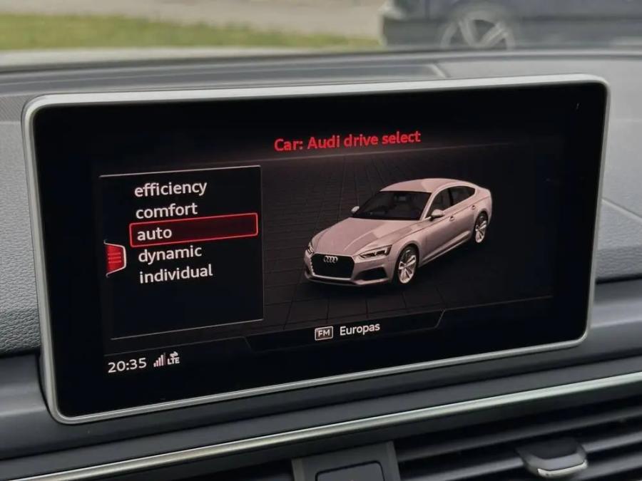 White Audi A5 2017 in Jelgava, with an engine capacity of 2.00 L and mileage of 199 thousand km for 20700 €, photo 17 on AUTOMOTO.COM.LV