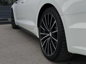 White Audi A5 2017 in Jelgava, with an engine capacity of 2.00 L and mileage of 199 thousand km for 20700 €, photo 25 on AUTOMOTO.COM.LV