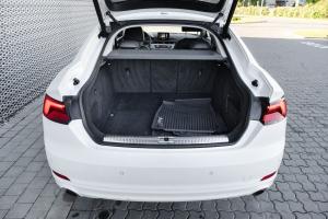 White Audi A5 2019 in Marupe, with an engine capacity of 2.00 L and mileage of 154 thousand km for 19950 €, photo 31 on AUTOMOTO.COM.LV