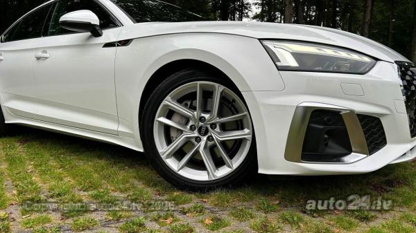 White Audi A5 2021 in Tallinn, with an engine capacity of 2.00 L and mileage of 66 thousand km for 30900 €, photo 3 on AUTOMOTO.COM.LV