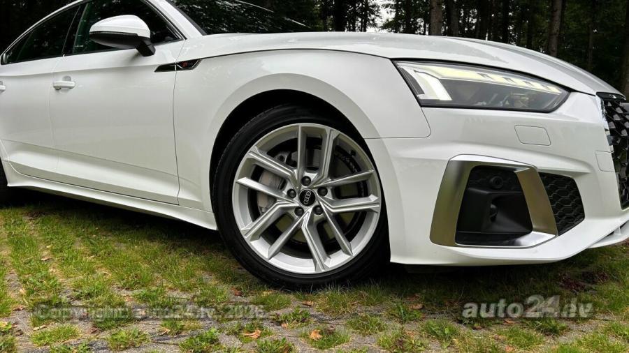 Balts Audi A5 2021 Tallina, ar dzinēja tilpumu 2.00 L un nobraukumu 66 tūkst. km par 30900 €, foto 4 vietnē AUTOMOTO.COM.LV