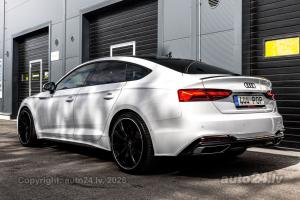 White Audi A5 2021 in Tallinn, with an engine capacity of 2.00 L and mileage of 80 thousand km for 34990 €, photo 9 on AUTOMOTO.COM.LV