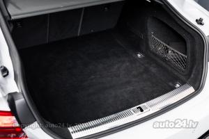 White Audi A5 2021 in Tallinn, with an engine capacity of 2.00 L and mileage of 80 thousand km for 34990 €, photo 24 on AUTOMOTO.COM.LV