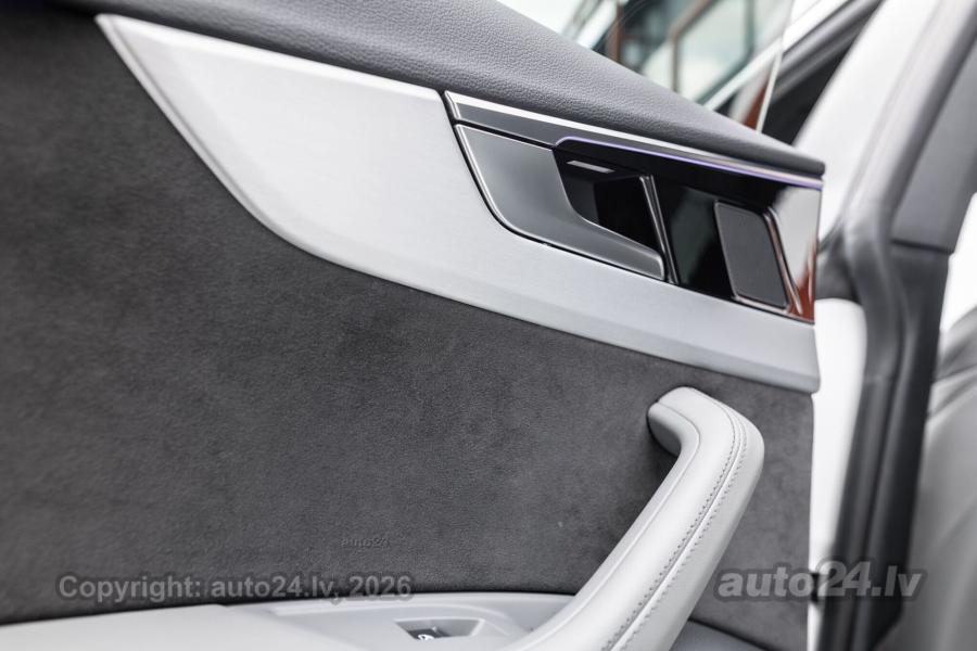 White Audi A5 2021 in Tallinn, with an engine capacity of 2.00 L and mileage of 80 thousand km for 34990 €, photo 26 on AUTOMOTO.COM.LV