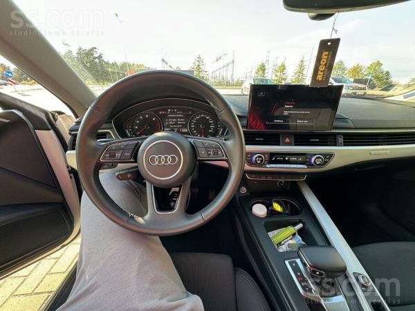 White Audi A5 2021 in Riga, with an engine capacity of 2.00 L and mileage of 62 thousand km for 25990 €, photo 3 on AUTOMOTO.COM.LV