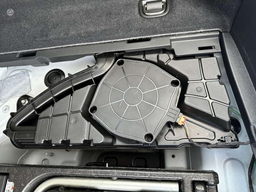 Balts Audi A5 2025 Šauļi, ar dzinēja tilpumu 1.98 L un nobraukumu 13 tūkst. km par 37500 €, foto 9 vietnē AUTOMOTO.COM.LV