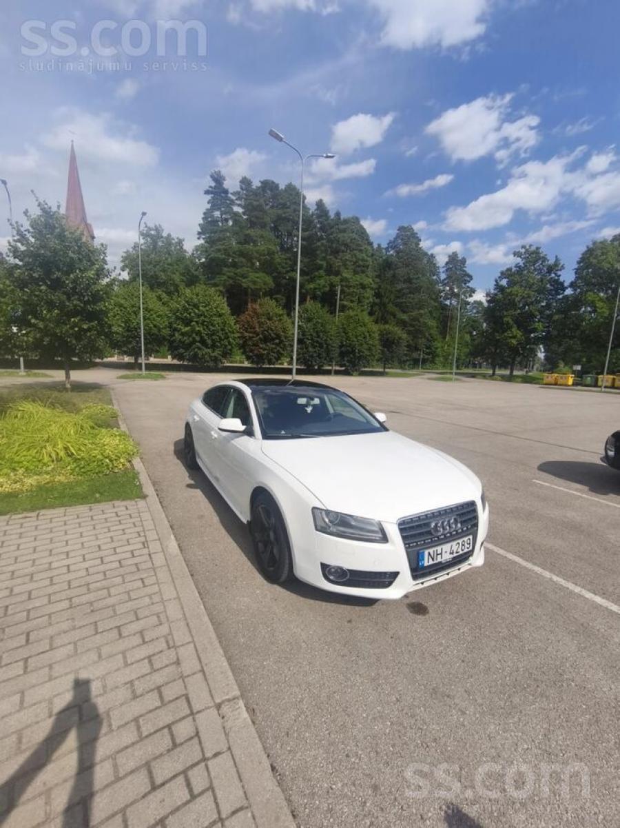 Balts Audi A5 2010 Ogre, ar dzinēja tilpumu 2.00 L un nobraukumu 248 tūkst. km par 8700 €, foto 4 vietnē AUTOMOTO.COM.LV