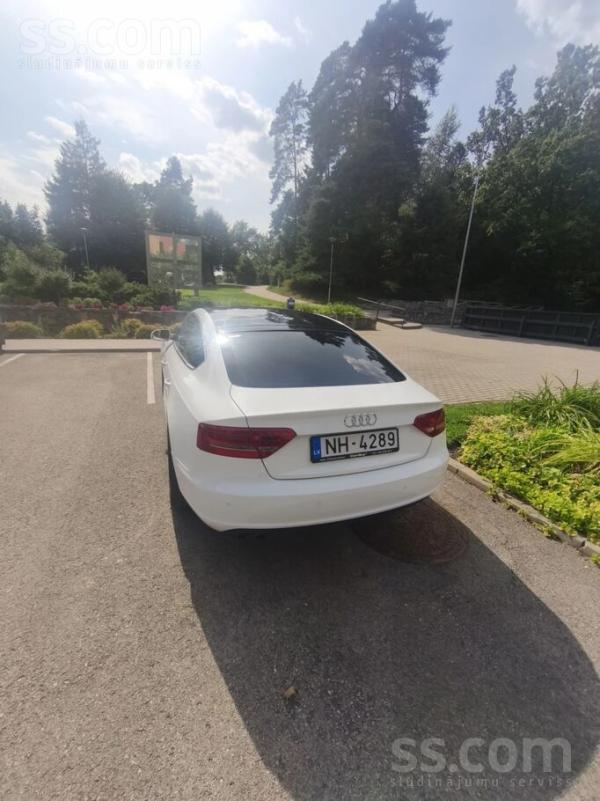 White Audi A5 2010 in Ogre, with an engine capacity of 2.00 L and mileage of 248 thousand km for 8700 €, photo 5 on AUTOMOTO.COM.LV