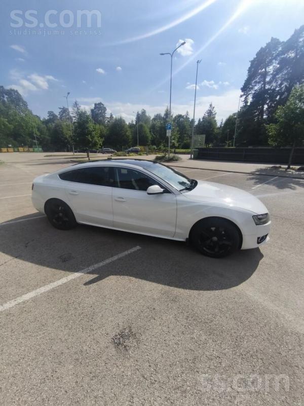 White Audi A5 2010 in Ogre, with an engine capacity of 2.00 L and mileage of 248 thousand km for 8700 €, photo 8 on AUTOMOTO.COM.LV