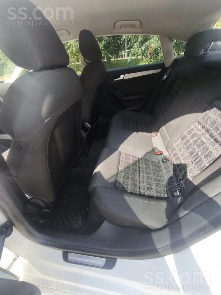 Balts Audi A5 2010 Ogre, ar dzinēja tilpumu 2.00 L un nobraukumu 248 tūkst. km par 8700 €, foto 12 vietnē AUTOMOTO.COM.LV