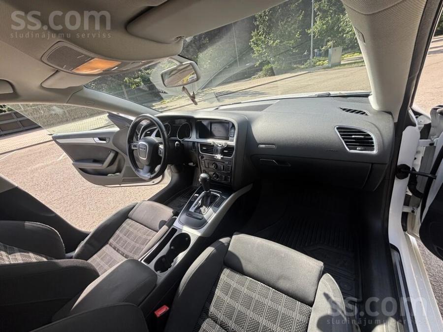 Balts Audi A5 2010 Ogre, ar dzinēja tilpumu 2.00 L un nobraukumu 248 tūkst. km par 8700 €, foto 17 vietnē AUTOMOTO.COM.LV