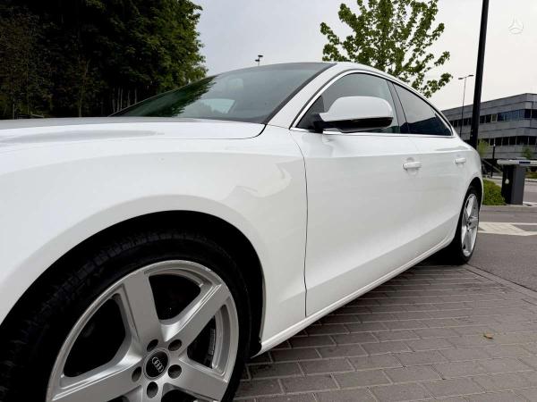 Balts Audi A5 2010 Viļņa, ar dzinēja tilpumu 3.00 L un nobraukumu 290 tūkst. km par 7900 €, foto 10 vietnē AUTOMOTO.COM.LV