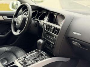 White Audi A5 2010 in Vilnius, with an engine capacity of 3.00 L and mileage of 290 thousand km for 7900 €, photo 13 on AUTOMOTO.COM.LV
