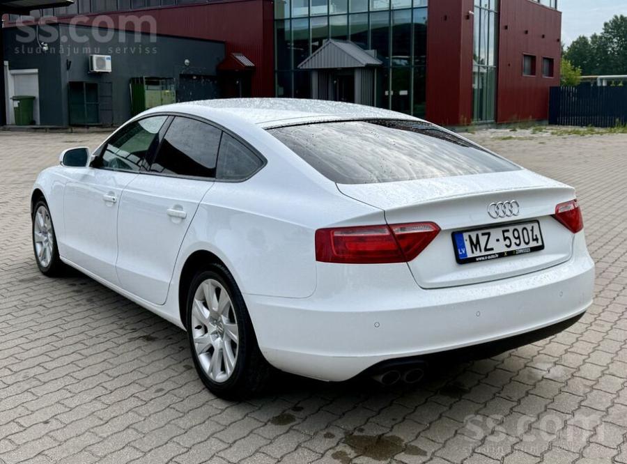 White Audi A5 2011 in Riga, with an engine capacity of 2.00 L and mileage of 350 thousand km for 5290 €, photo 7 on AUTOMOTO.COM.LV